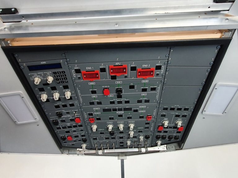 Nouveaux panels - v2 - my A320 sim